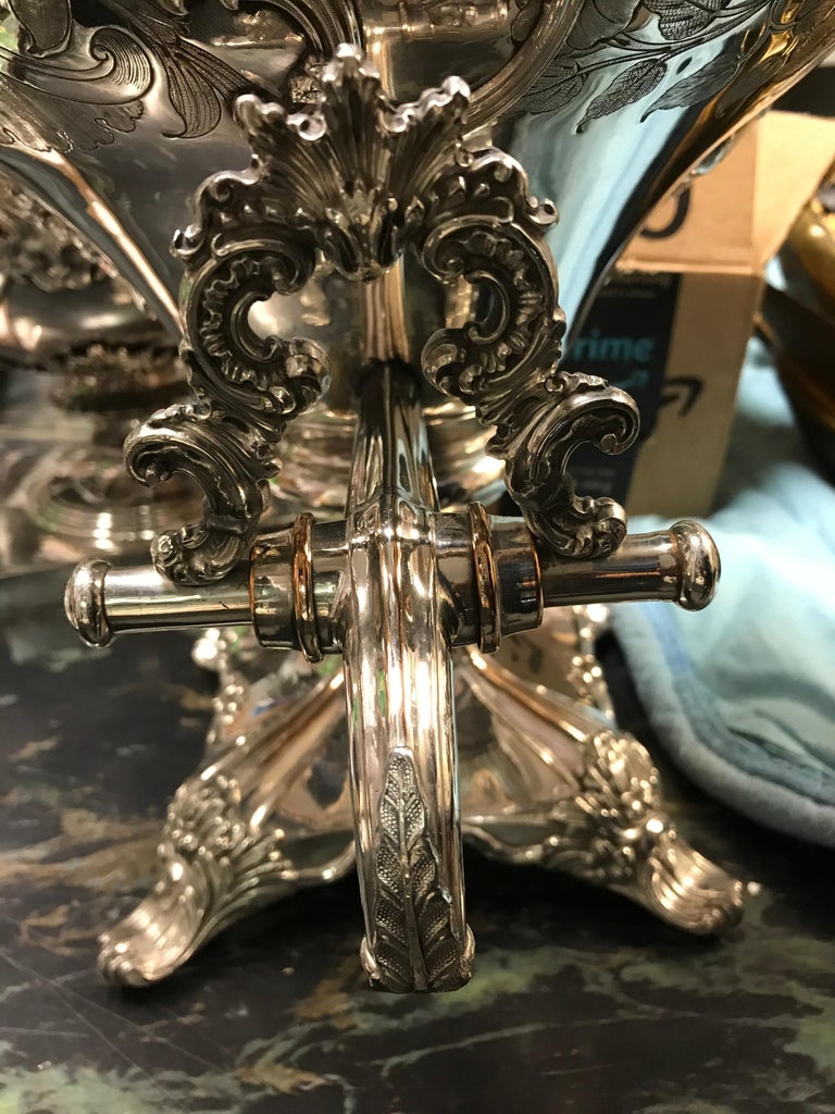 Very Fine Silver Plate Water Urn For Sale at 1stDibs