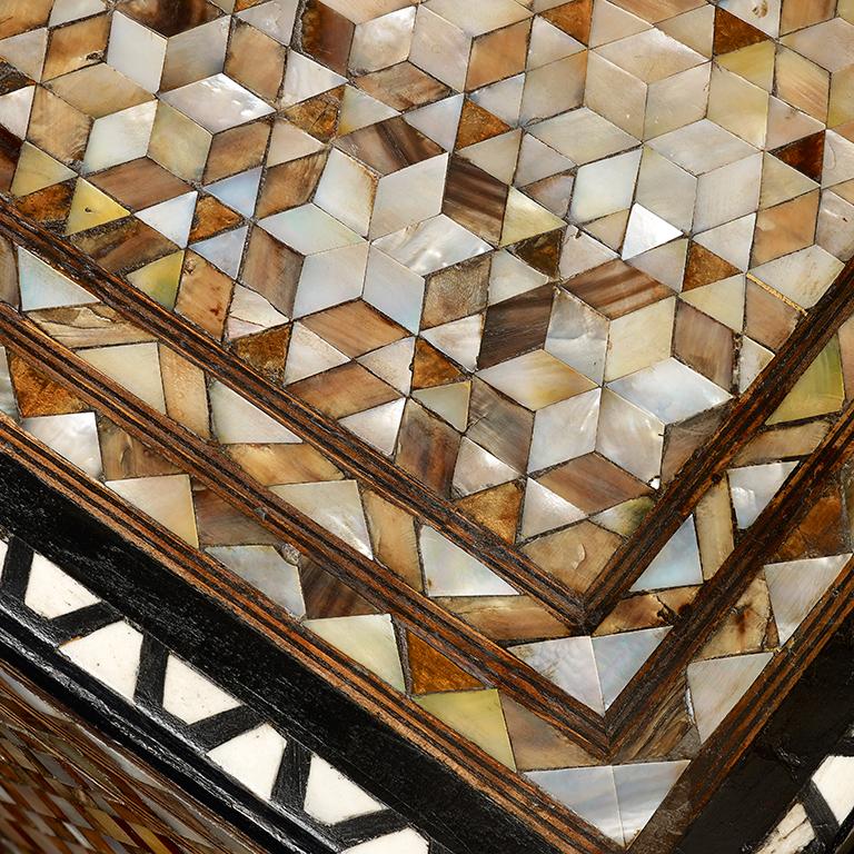 Very Rare Ottoman Table Box, circa 1600 For Sale at 1stDibs