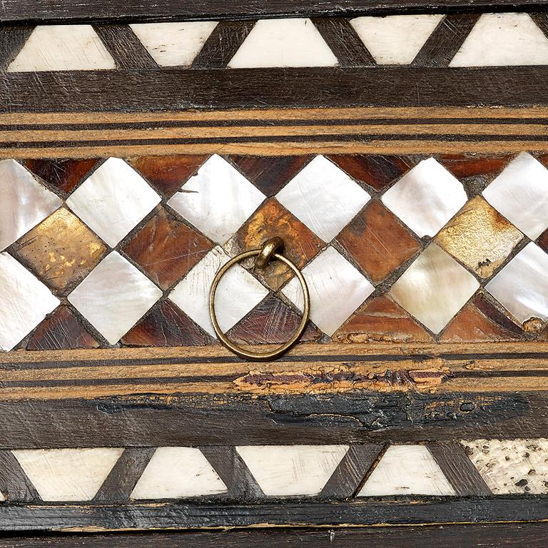 Very Rare Ottoman Table Box, circa 1600 For Sale at 1stDibs