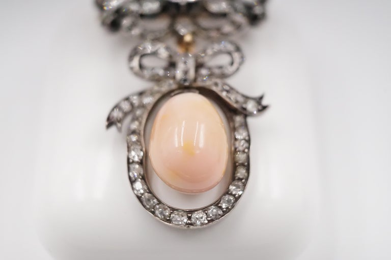 Victorian Detachable Natural Queen Conch Pearl Gold Brooch with ...