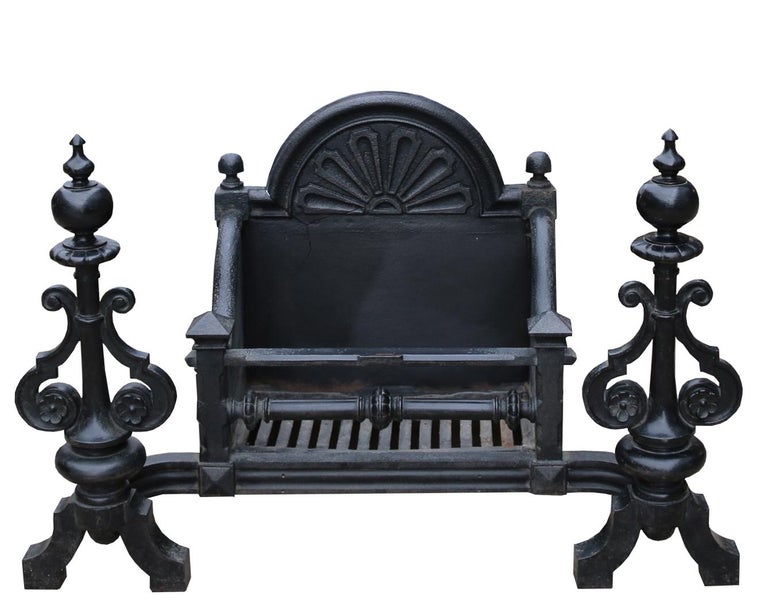 Victorian Period Antique Fire Grate For Sale at 1stDibs