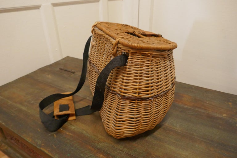 Vintage Victorian Oval Wicker Fishing Creel For Sale at 1stDibs ...
