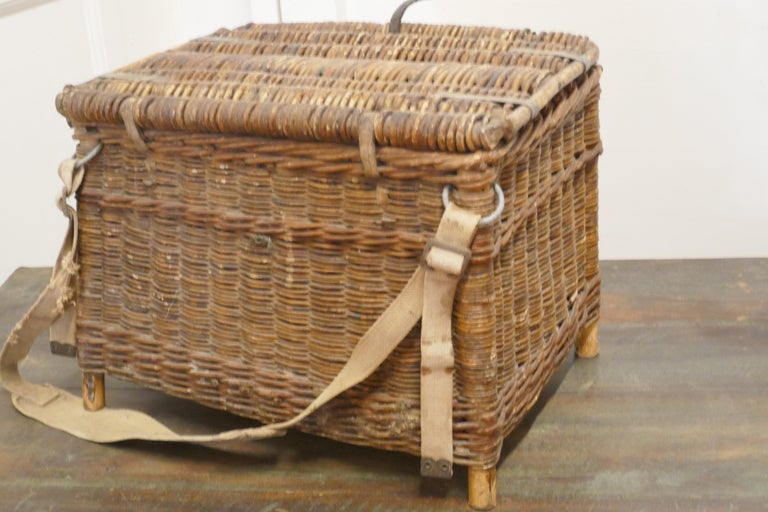 Vintage Victorian Wicker Fishing Creel For Sale at 1stDibs