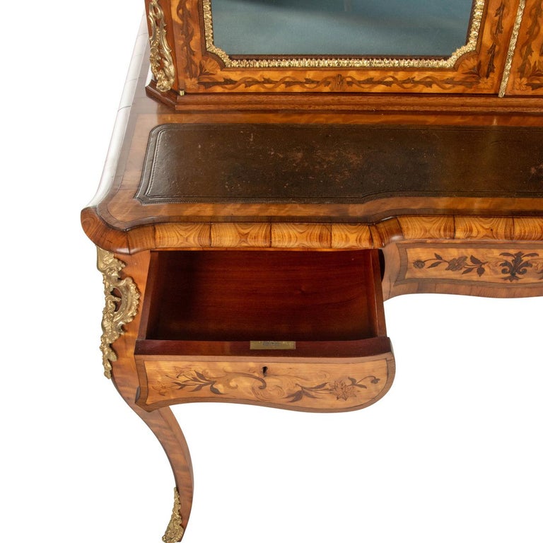 A William IV satinwood display cabinet attributed to Edward Holmes ...