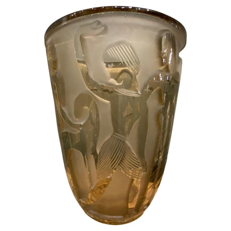 Gelbe Art-Déco-Daum-Vase im Angebot bei 1stDibs