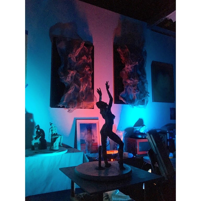 Melanie Newcombe – SUPINE WAVES-Skulptur von Melanie Newcombe im ...