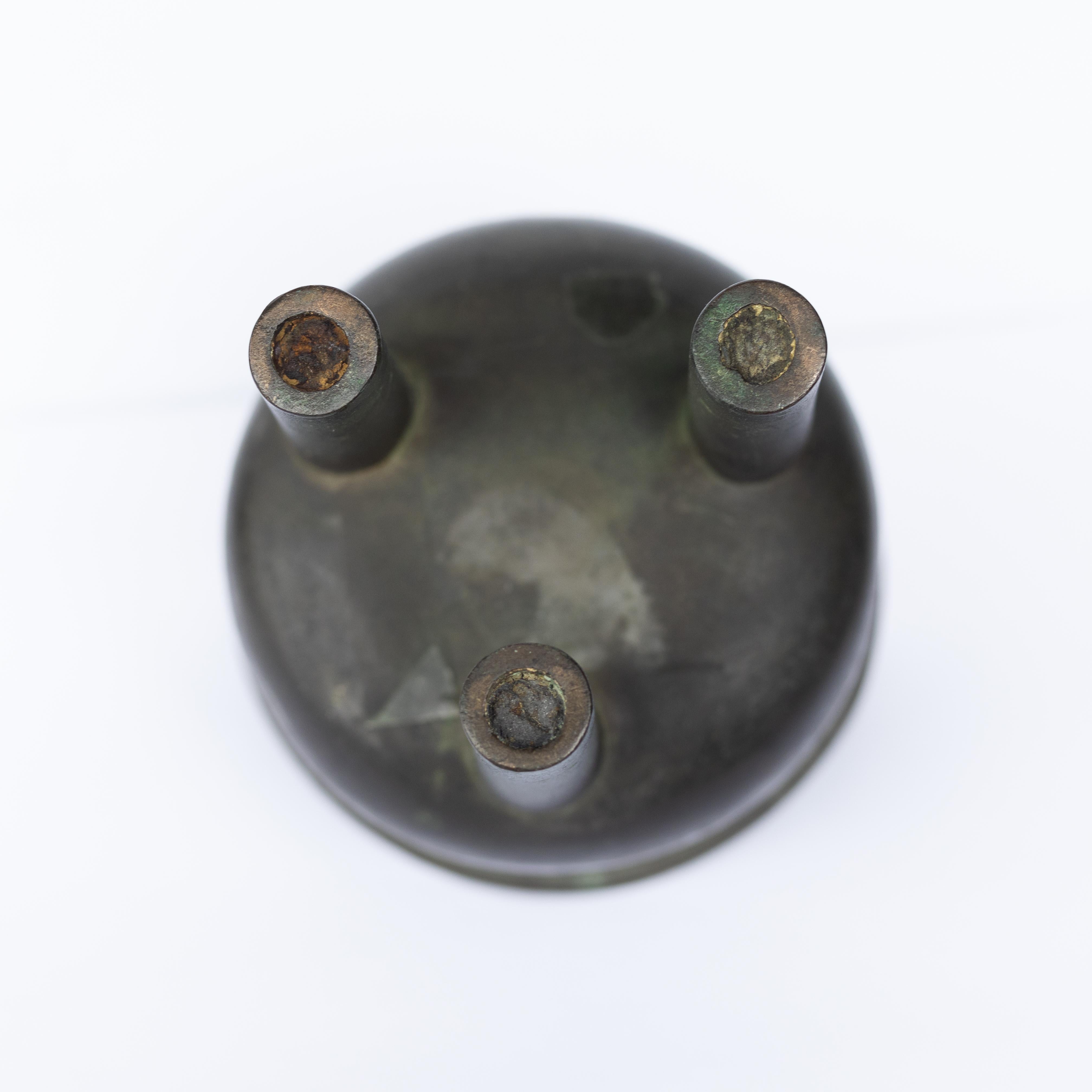 Unknown - Chinese Silver Wire Inlaid Bronze Archaistic Ding Vessel ...