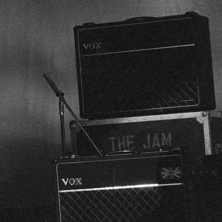 Richard Young - Paul Weller, The Jam in Concert, Hammersmith Odeon ...
