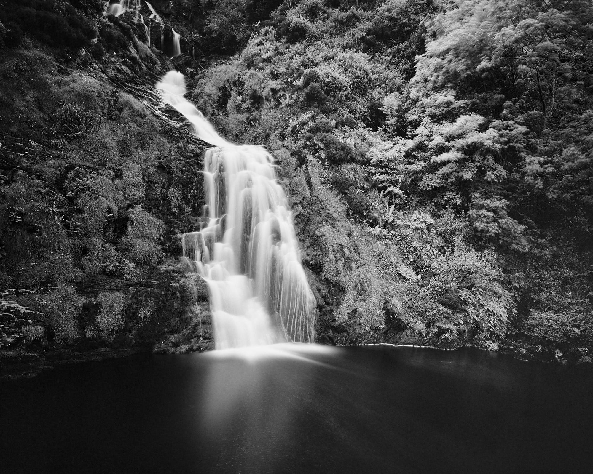 Gerald Berghammer - Waterfall, Ireland, black and white art photography ...