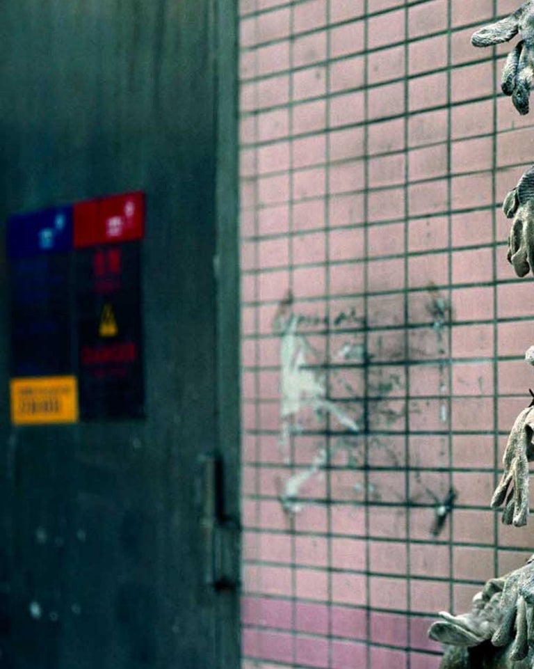 Michael Wolf - back door 03 – Michael Wolf, City, Colour, Hong Kong ...