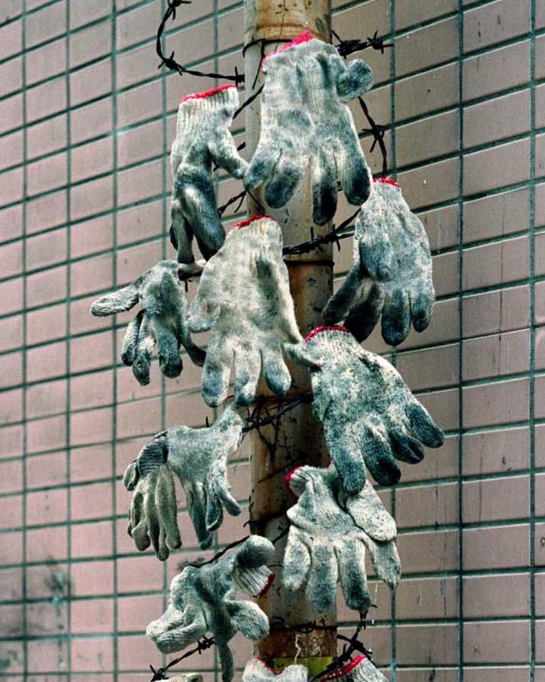 Michael Wolf - back door 03 – Michael Wolf, City, Colour, Hong Kong ...