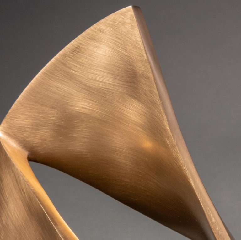 Maximilian Verhas - Rolling sails, 2018, Bronze, sculpture ...