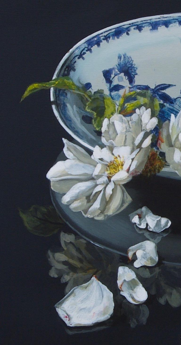 Sasja Wagenaar - ''Snow white'' Dutch Contemporary Still Life with Porcelain and Flowers at 1stDibs