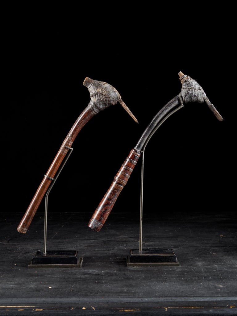 Unknown - A pair of Early Native Tribal South Oceanic Ceremonial ...