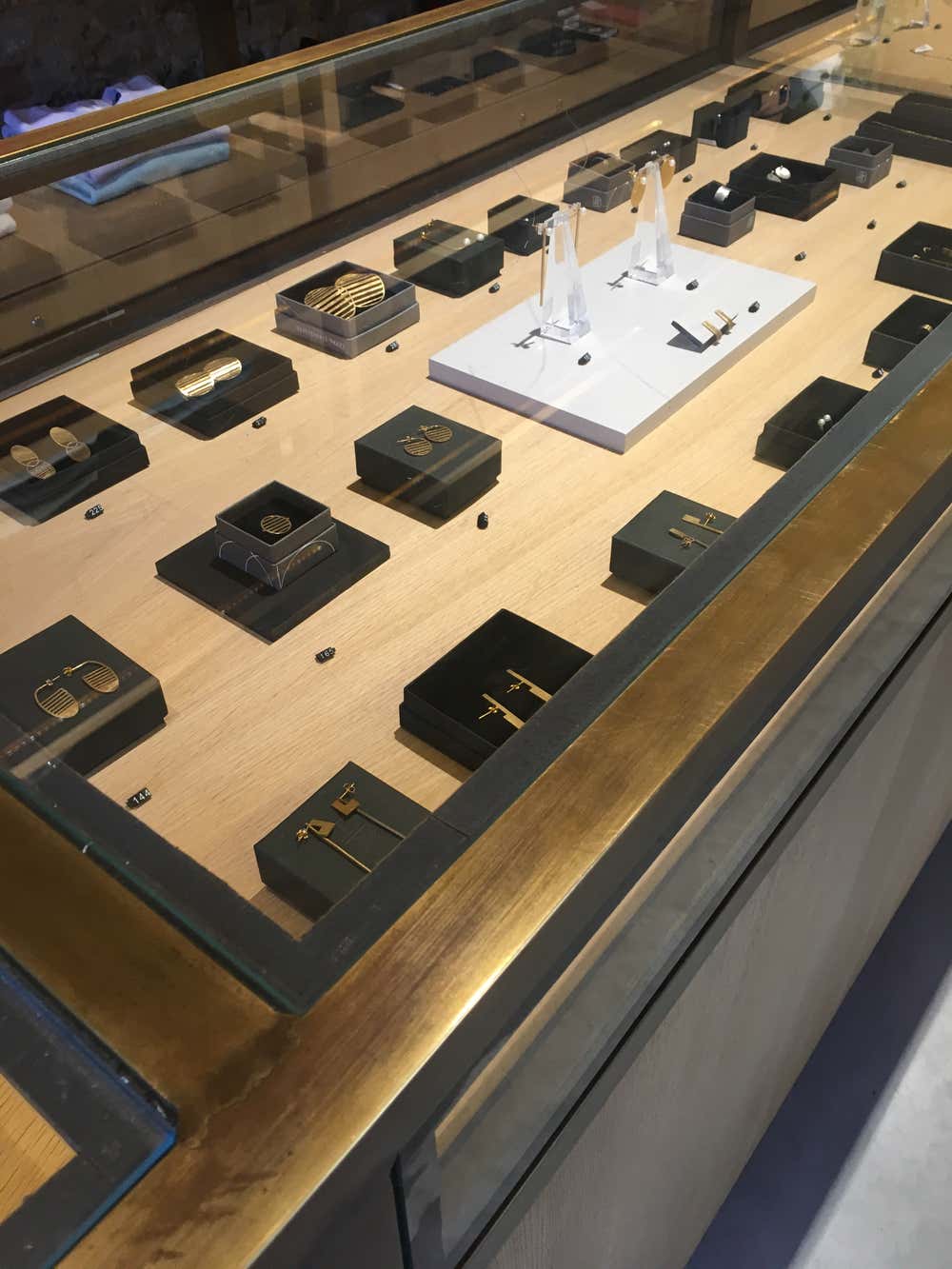 HSU London - 1stDibs