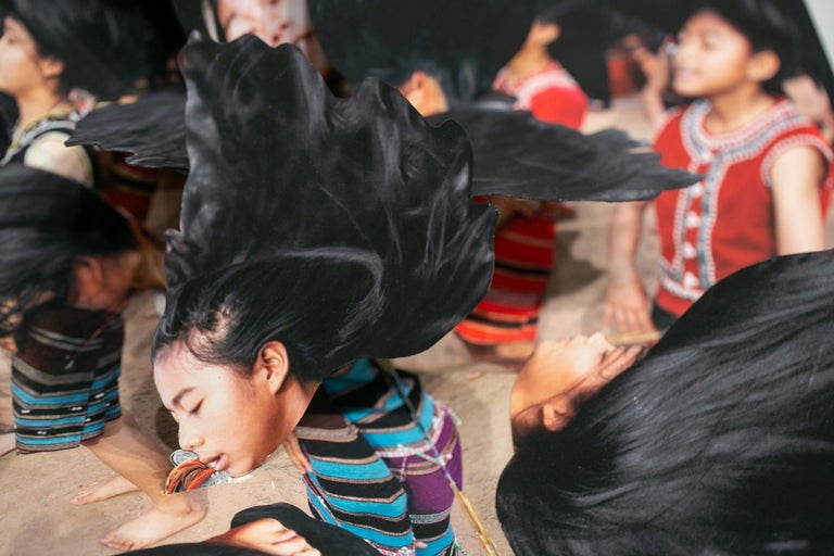 Colette Fu - Wa Hair Swinging Dance For Sale at 1stDibs