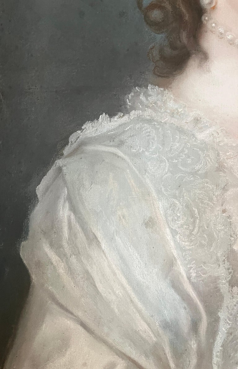 William Hoare - PORTRAIT OF A LADY IN PEARLS For Sale at 1stDibs