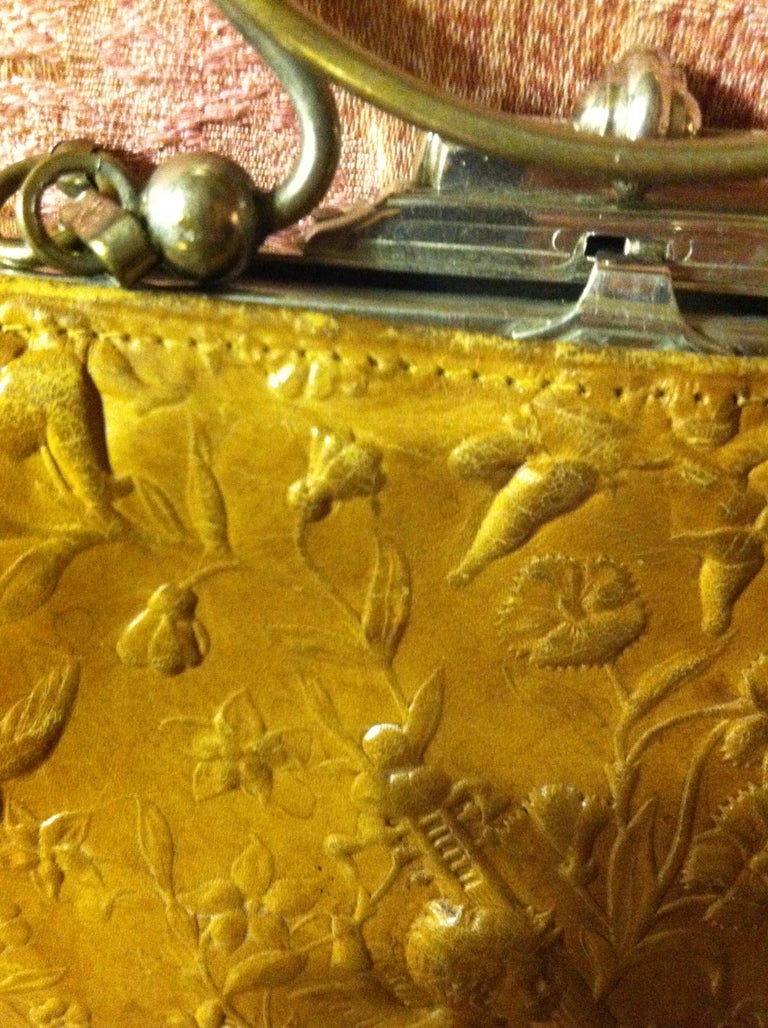 Unknown - Victorian Embossed Leather Purse at 1stDibs