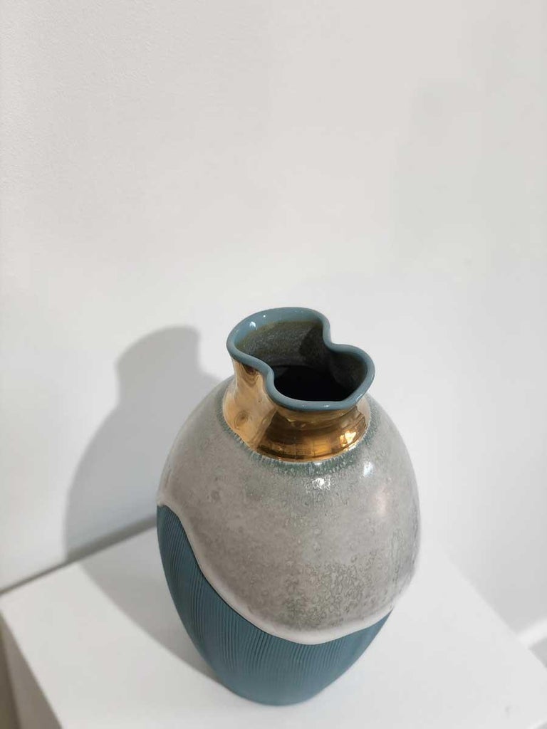 Jon Puzzuoli - "Queen Elsa," Abstract Ceramic Vase For Sale at 1stDibs