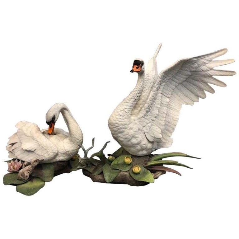 Edward Marshall Boehm - Pair of Boehm Porcelain Swans For Sale at 1stDibs
