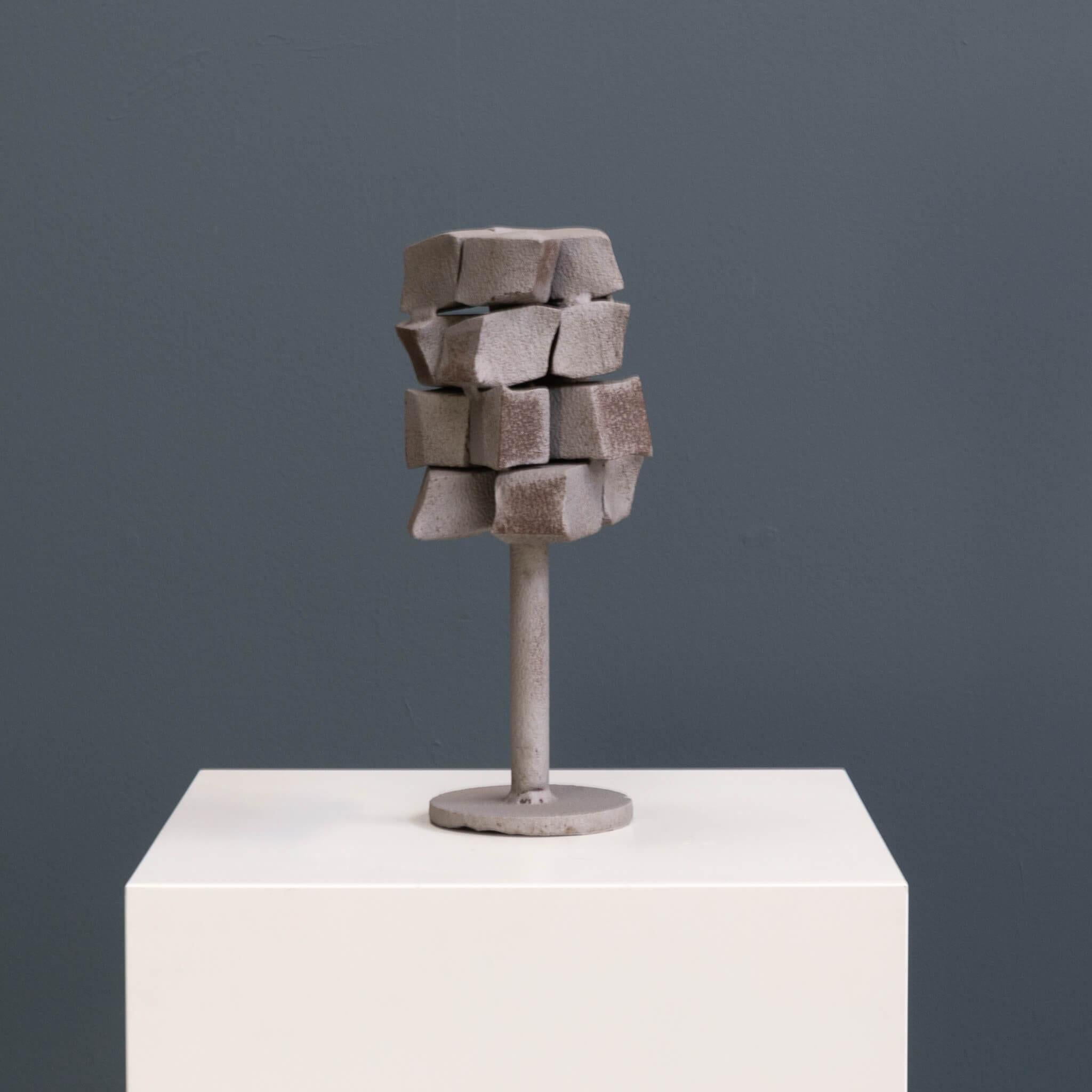 Abstract brutalist metal sculpture For Sale at 1stDibs