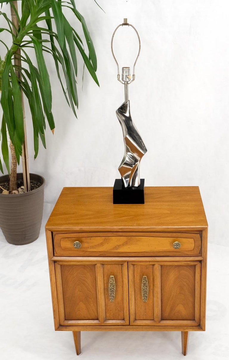 Abstract Polished Metal Chrome Table Lamp in Style of Picasso For Sale ...