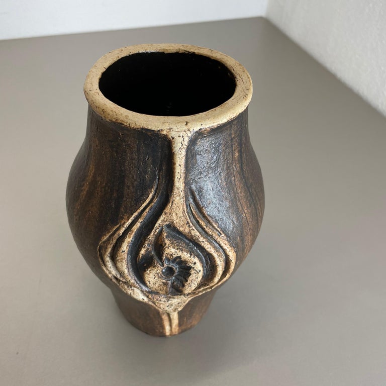 Abstract Studio Pottery Vase "Brutalist" Gerhard Liebenthron, Germany ...