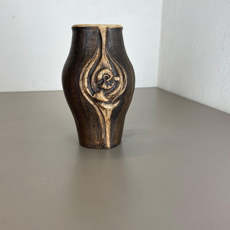 Abstract Studio Pottery Vase "Brutalist" Gerhard Liebenthron, Germany ...