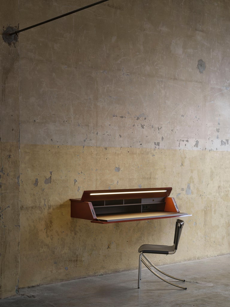 Acerbis Ghostwriter Wall-Mounted Desk/Bookcase in Glossy Lacquered ...