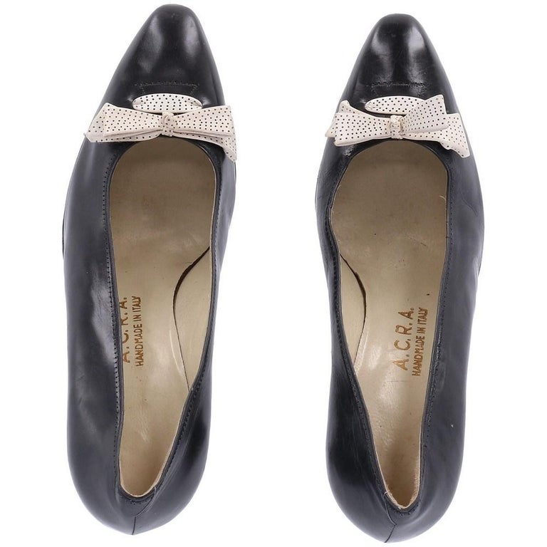 A.C.R.A. Vintage black leather 50s pumps For Sale at 1stDibs