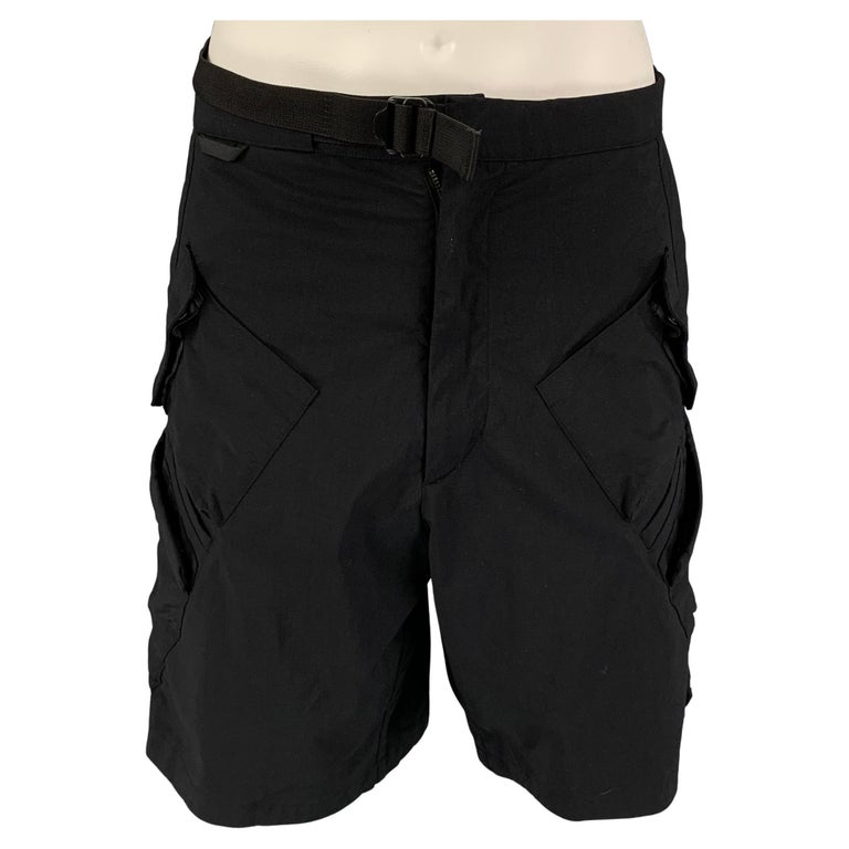 ACRONYM SS 22 Size L Black Polyamide Cargo SP29-M Shorts For Sale at ...