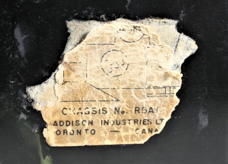 Addison Art Deco Model B2E Black and Yellow Marbled Catalin 'Waterfall ...