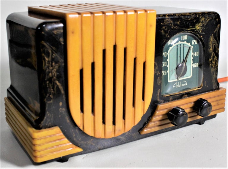 Addison Art Deco Model B2E Black and Yellow Marbled Catalin 'Waterfall ...