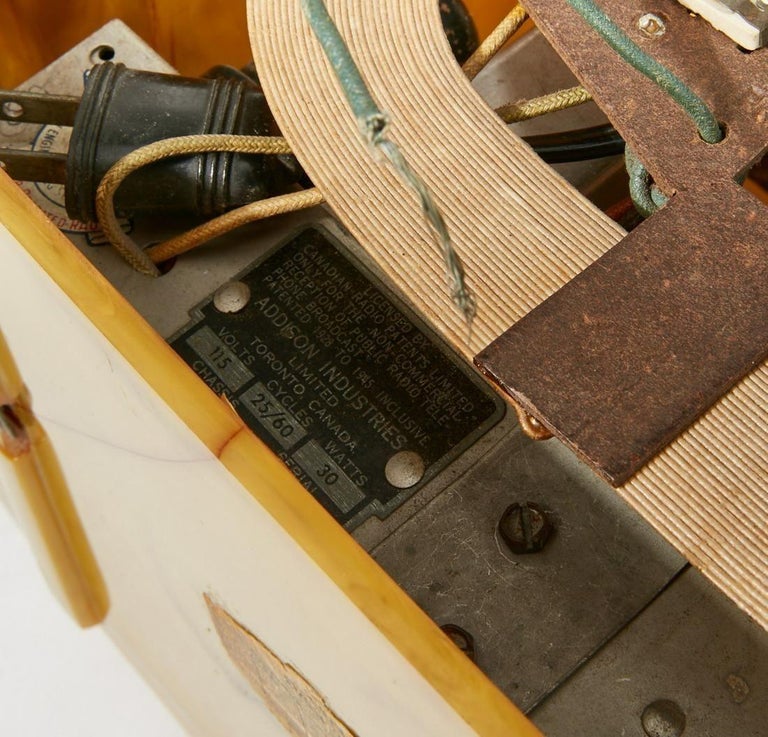 Addison Model 5D Red Butterscotch Marbled Catalin 'Courthouse' Tube ...