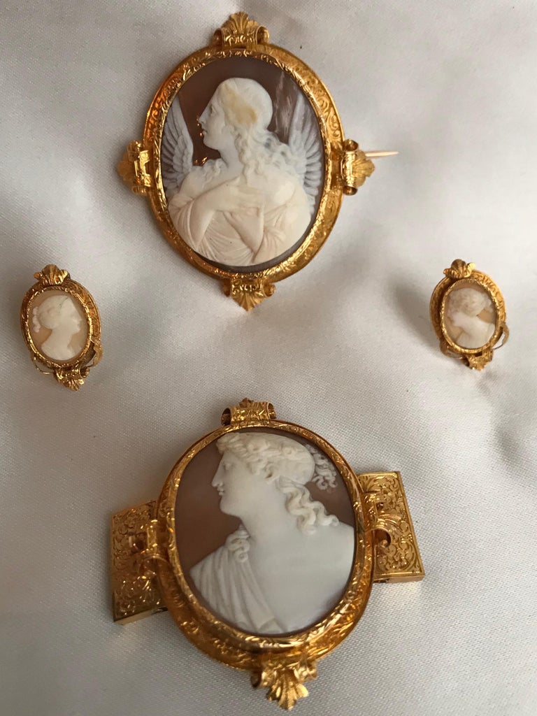 Froment-Meurice Set in 18 Carat, Yellow Gold and Cameo, 19th Century ...