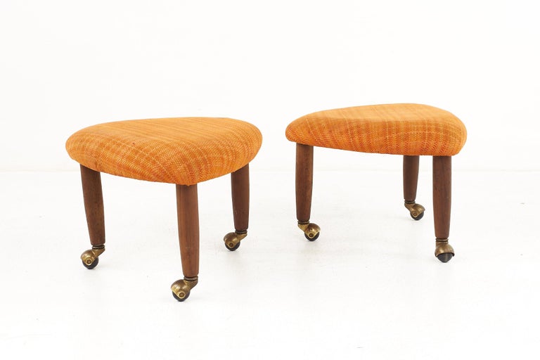 Adrian Pearsall for Craft Associates MCM Walnut Ottoman on Casters, a ...
