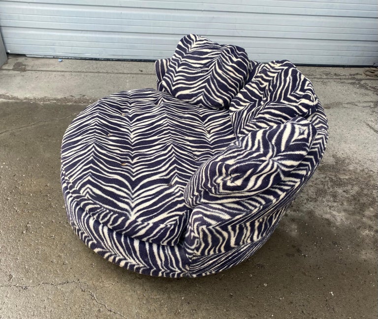 Adrian Pearsall, Milo Baughman Style Disc / Sphere Lounge Chair, 1970s ...