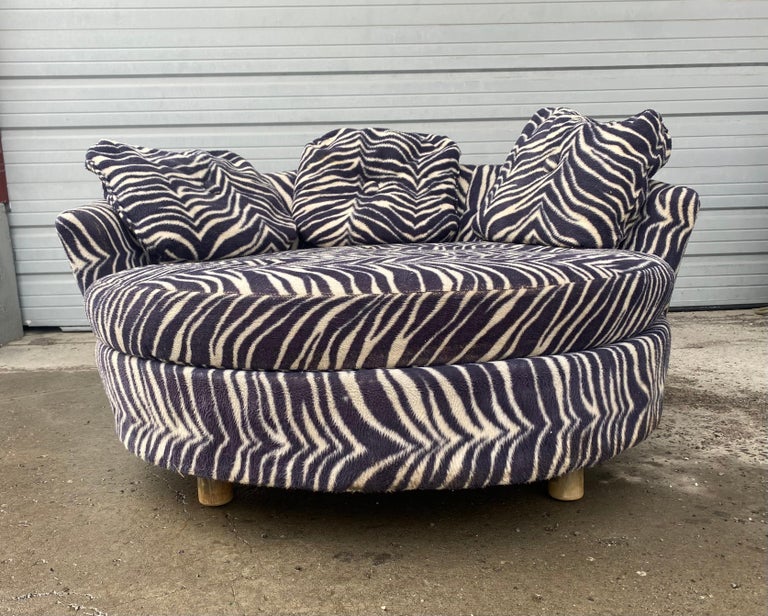 Adrian Pearsall, Milo Baughman Style Disc / Sphere Lounge Chair, 1970s ...