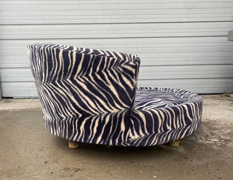 Adrian Pearsall, Milo Baughman Style Disc / Sphere Lounge Chair, 1970s ...