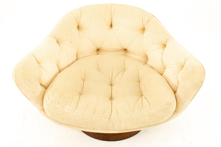 Adrian Pearsall Style Wieland Furniture Company Walnut Upholstered ...