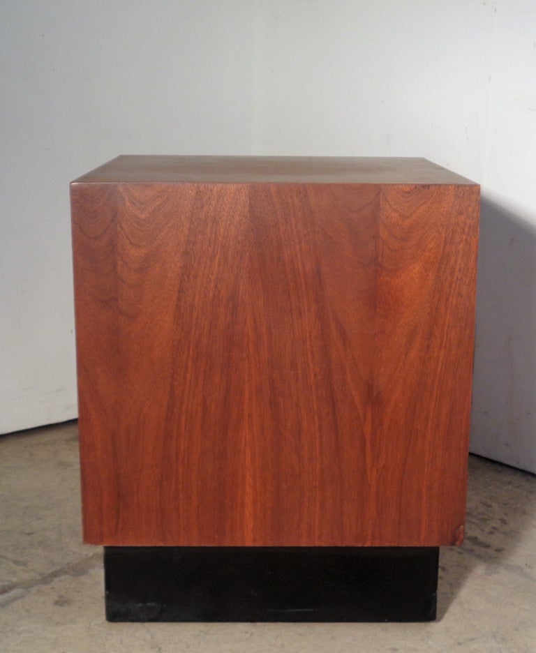 Adrian Pearsall Walnut Floating Cube Table For Sale at 1stDibs