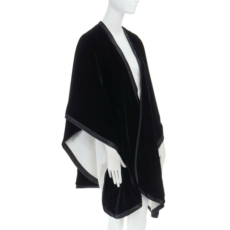 ADRIENNE LANDAU black velvet white silk lined cape poncho shawl jacket ...