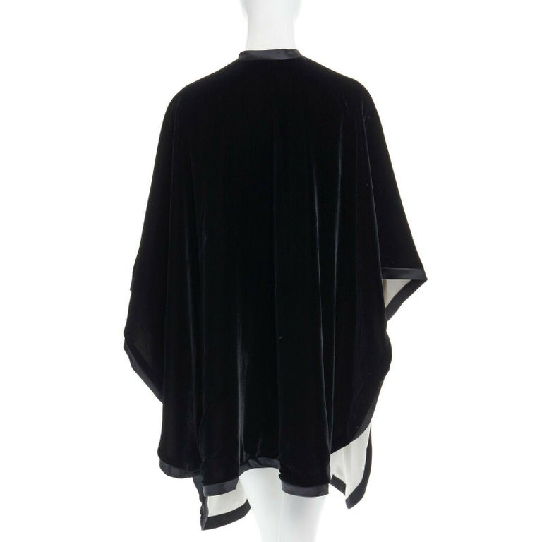 ADRIENNE LANDAU black velvet white silk lined cape poncho shawl jacket ...