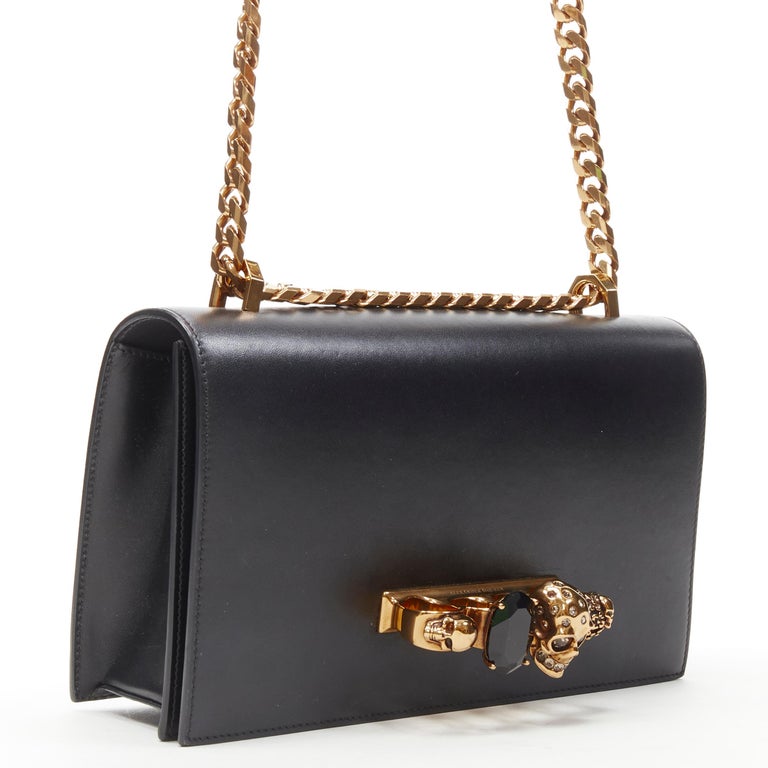 A:EXANDER MCQUEEN Knuckle Duster gold Skull jewel black gold chain bag ...