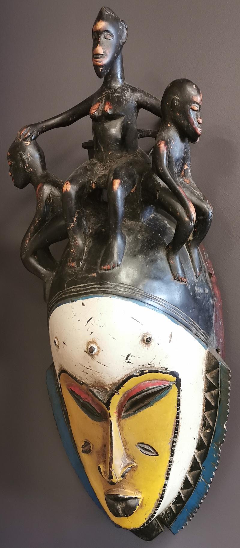 African Gouro Guru Tribal Mask For Sale at 1stDibs