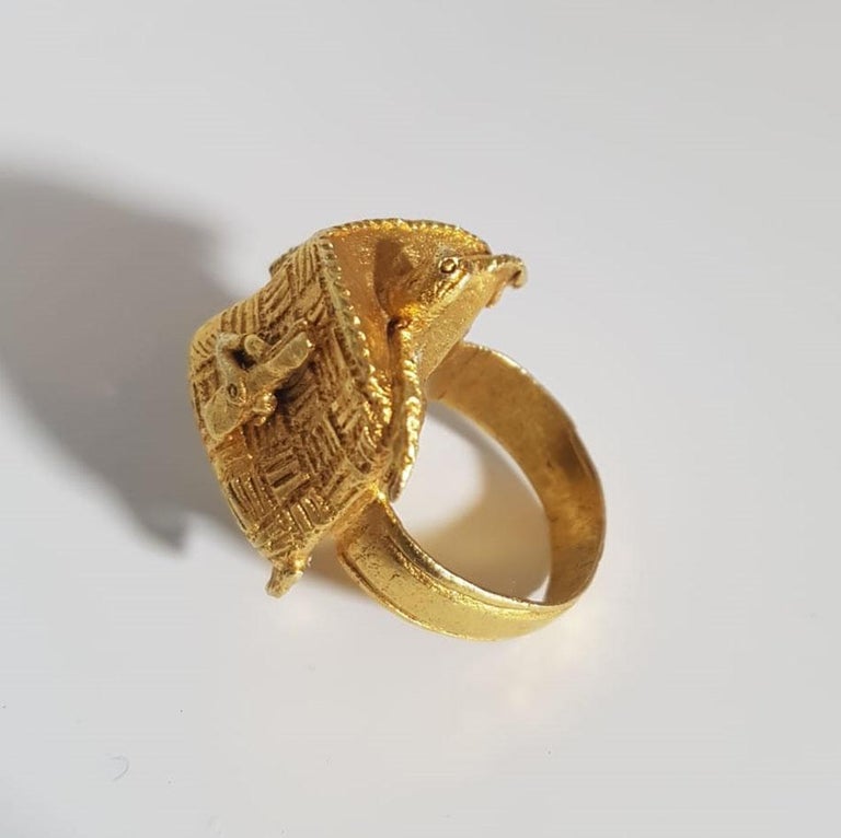 African Tribal Art Ashanti Chiefs Gold ring with Turtle For Sale at ...