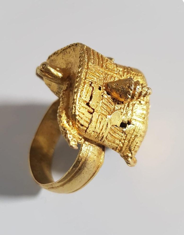 African Tribal Art Ashanti Chiefs Gold ring with Turtle For Sale at ...