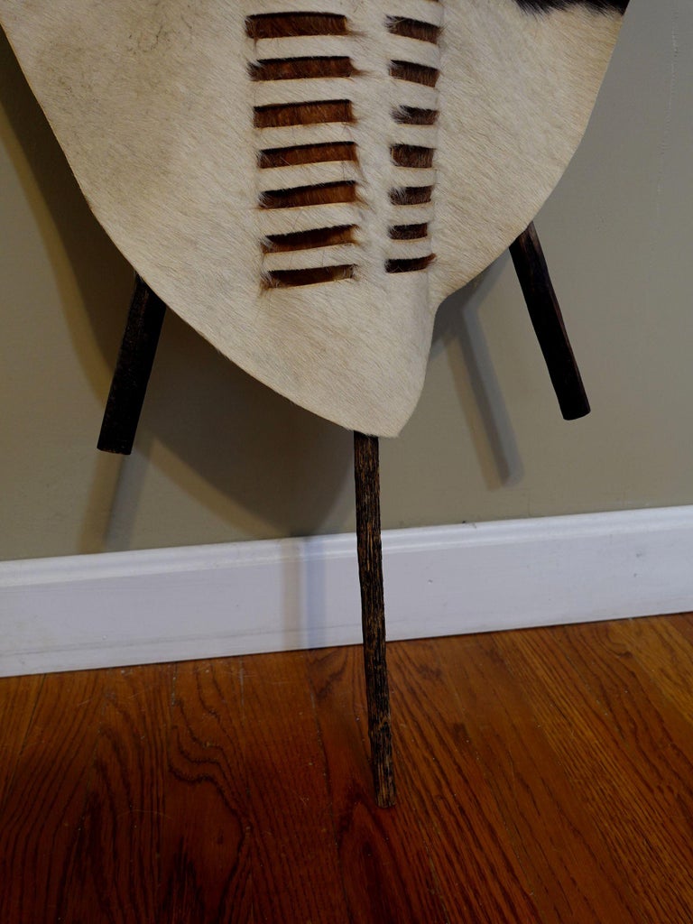 African Zulu Cowhide Shield with Spear and Mallet For Sale at 1stDibs
