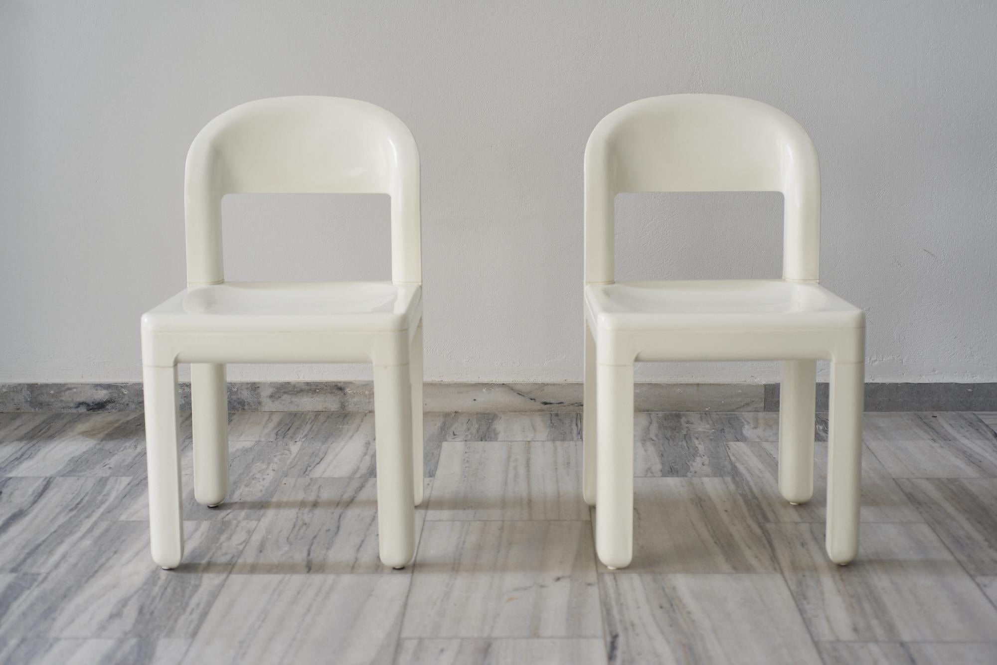 Age ‘Joint’ chairs designed by Luigi Massoni and Dino Pelizza for ...