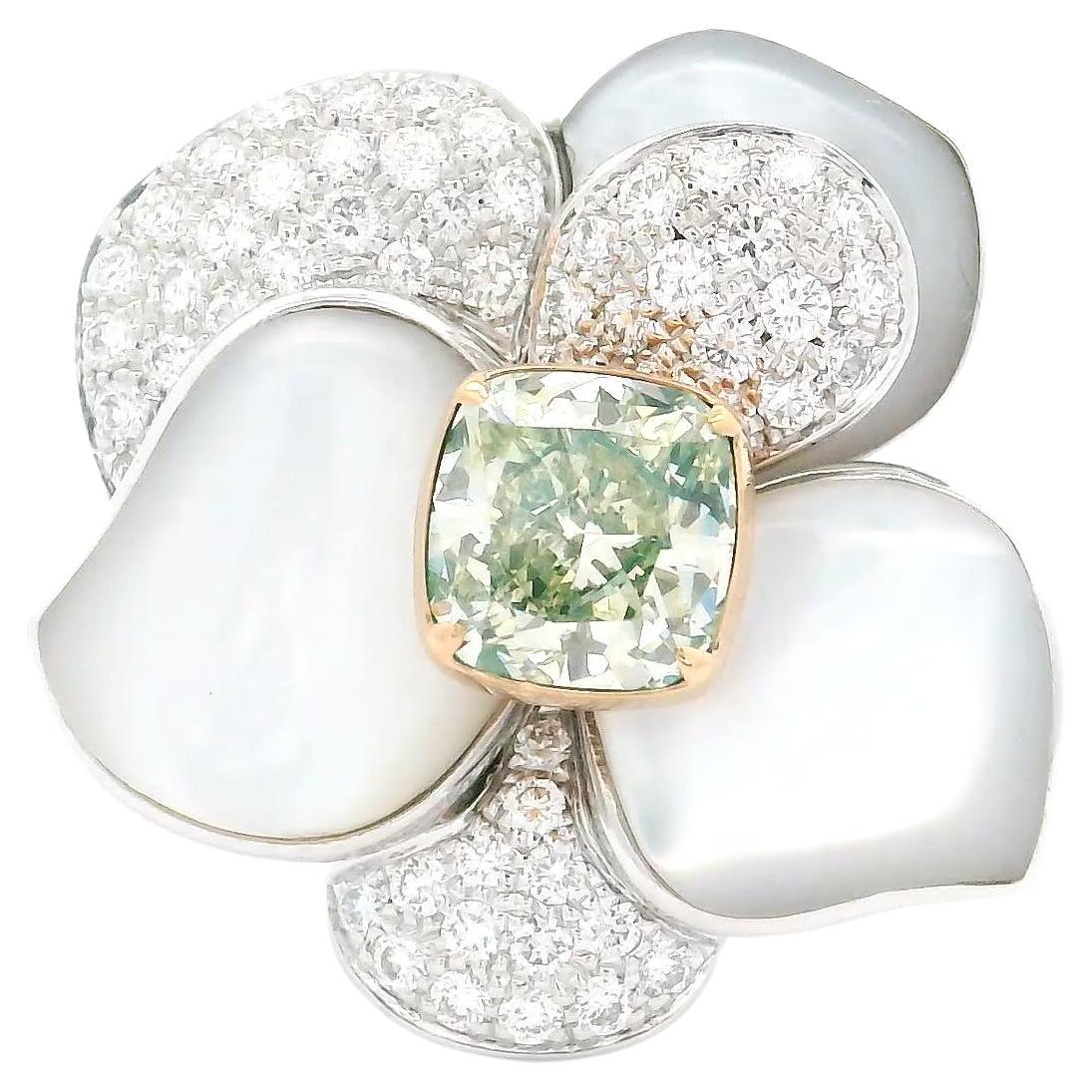 AGL Certified 1.71 Carat Fancy Green VS Clarity Diamond Ring For Sale ...